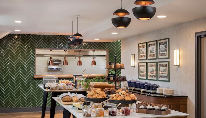 Visit our rooftop restaurant and bar | Radisson Blu Hotel, Sheffield