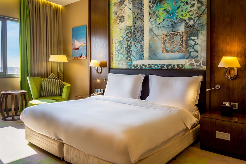 Hotel Rooms & Suites - Radisson Blu Sohar, Al-Zafaran