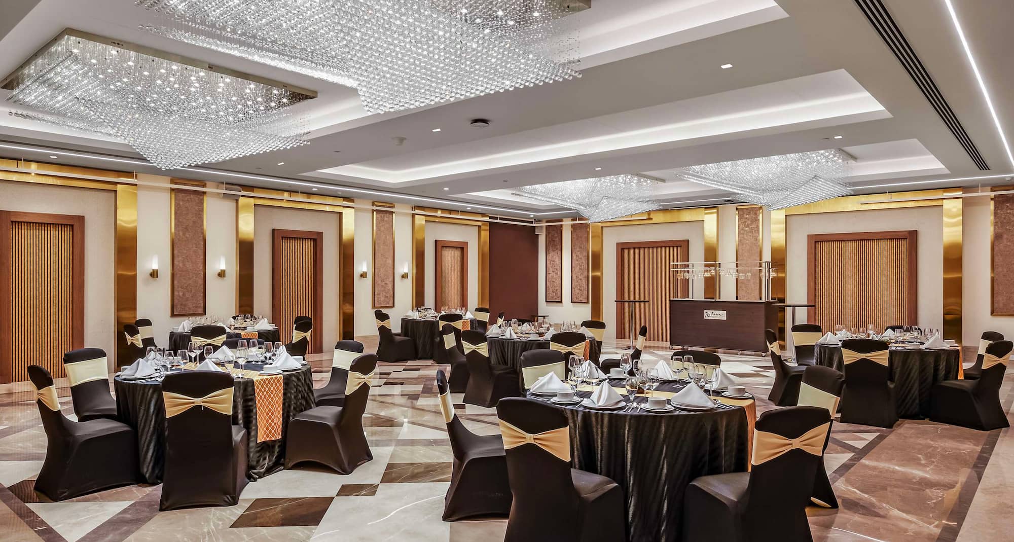 Celebrate an unforgettable wedding in Chennai | Radisson Hotels