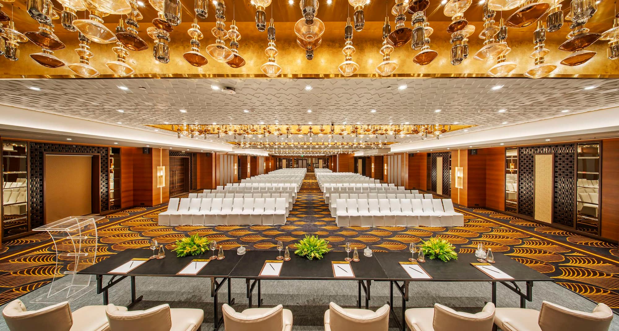 チェンナイ空港近くの Radisson Blu のイベント会場を予約 | Radisson Hotels