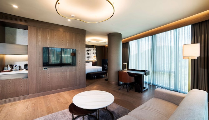 Exceptional Istanbul hotel | Radisson Collection Hotel, Vadistanbul