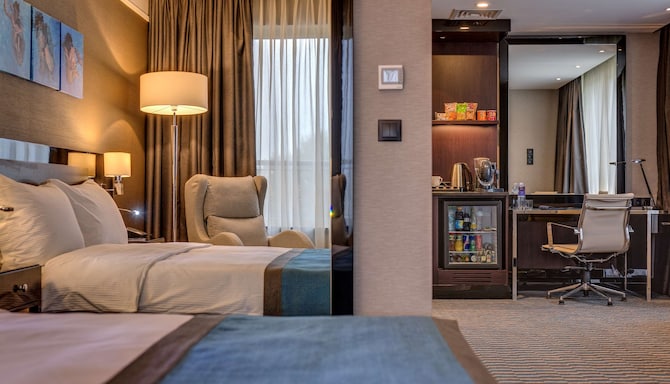 Hotel Chisinau | Radisson Blu Leogrand Hotel, Chisinau