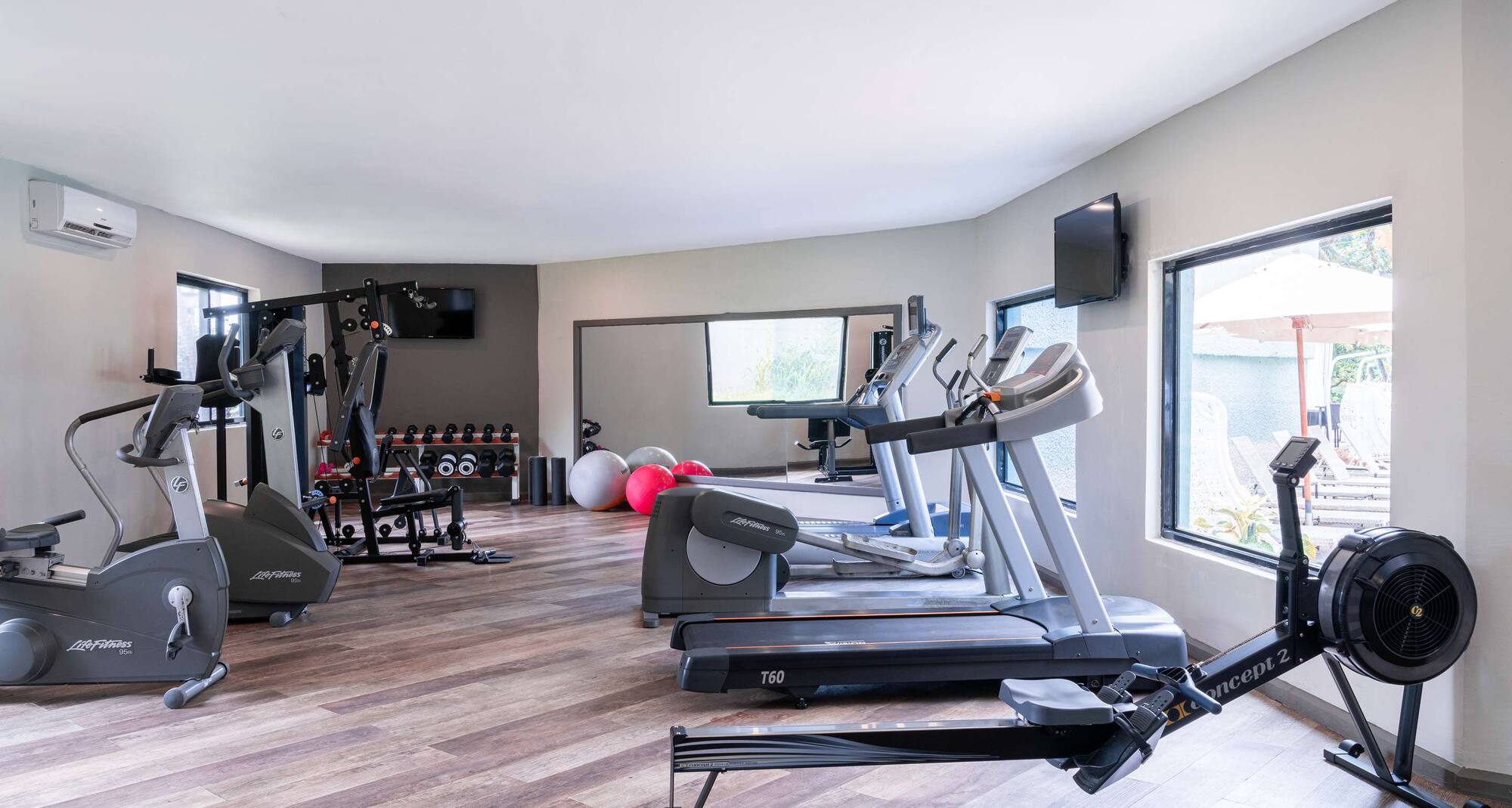 Discover our fitness center at Radisson Blu Mammy Yoko Hotel, Freetown