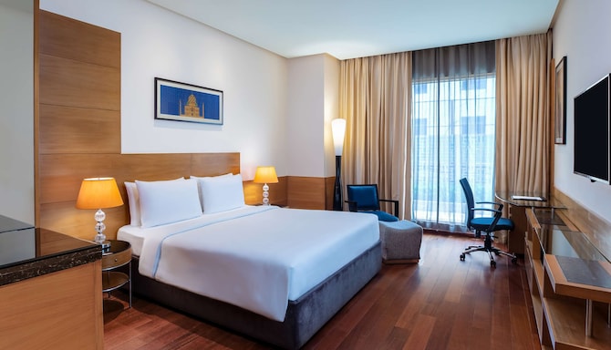 Travel to Our Hotels in Connaught Place | Radisson Blu