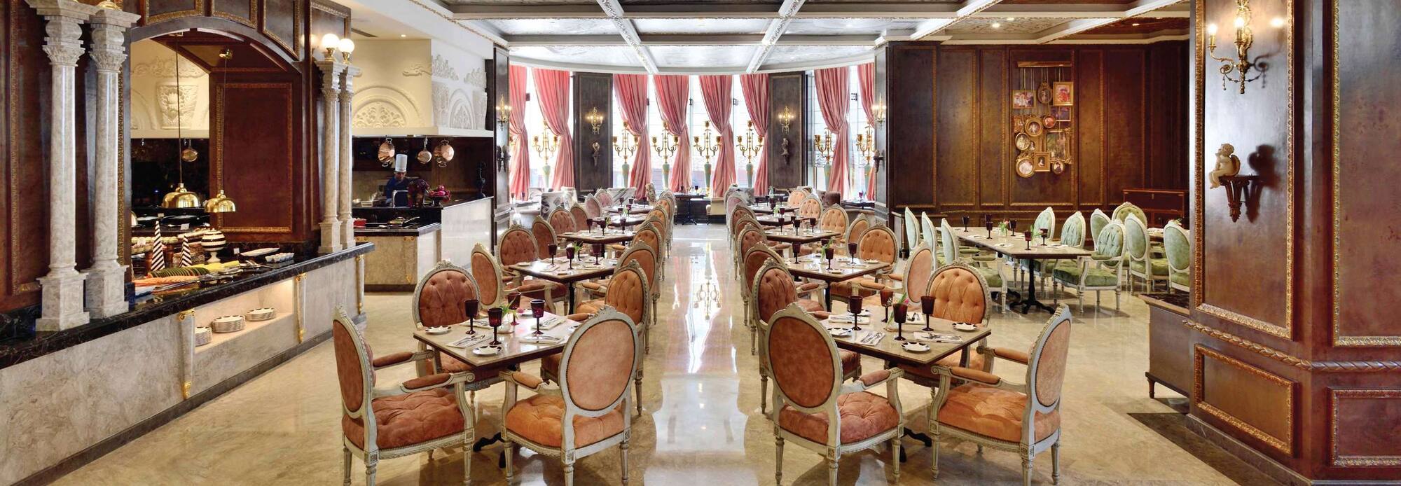 Restaurant in Noida sector 18 | Radisson Hotels