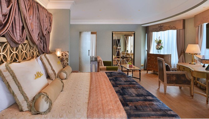 Hotel rooms in Noida city centre | Radisson Hotels