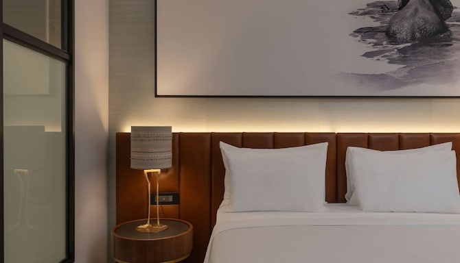 Hotel rooms with views in Mosi-Oa-Tunya Livingstone | Radisson Hotels