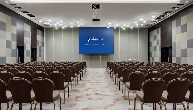 Meeting rooms in Moscow | Wedding venue | Radisson Blu Olimpiyskiy