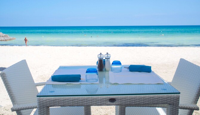 Bluwhite Beach Bar in Djerba | Radisson Hotels