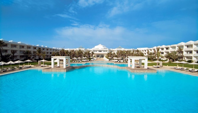 Hotels Djerba | Radisson Blu Palace Resort & Thalasso in Djerba