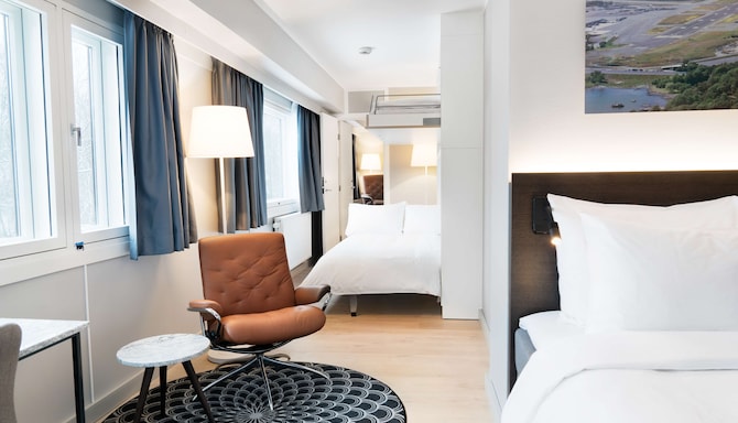 Hotels in Oslo, Fornebu Business Park | Radisson Blu Park Hotel