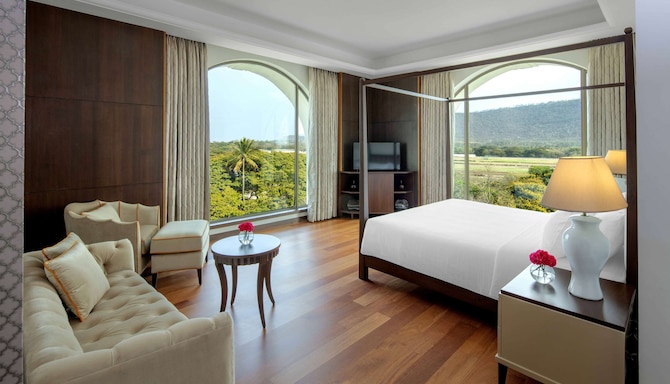 Book Hotel Rooms in Mysuru | Radisson Blu