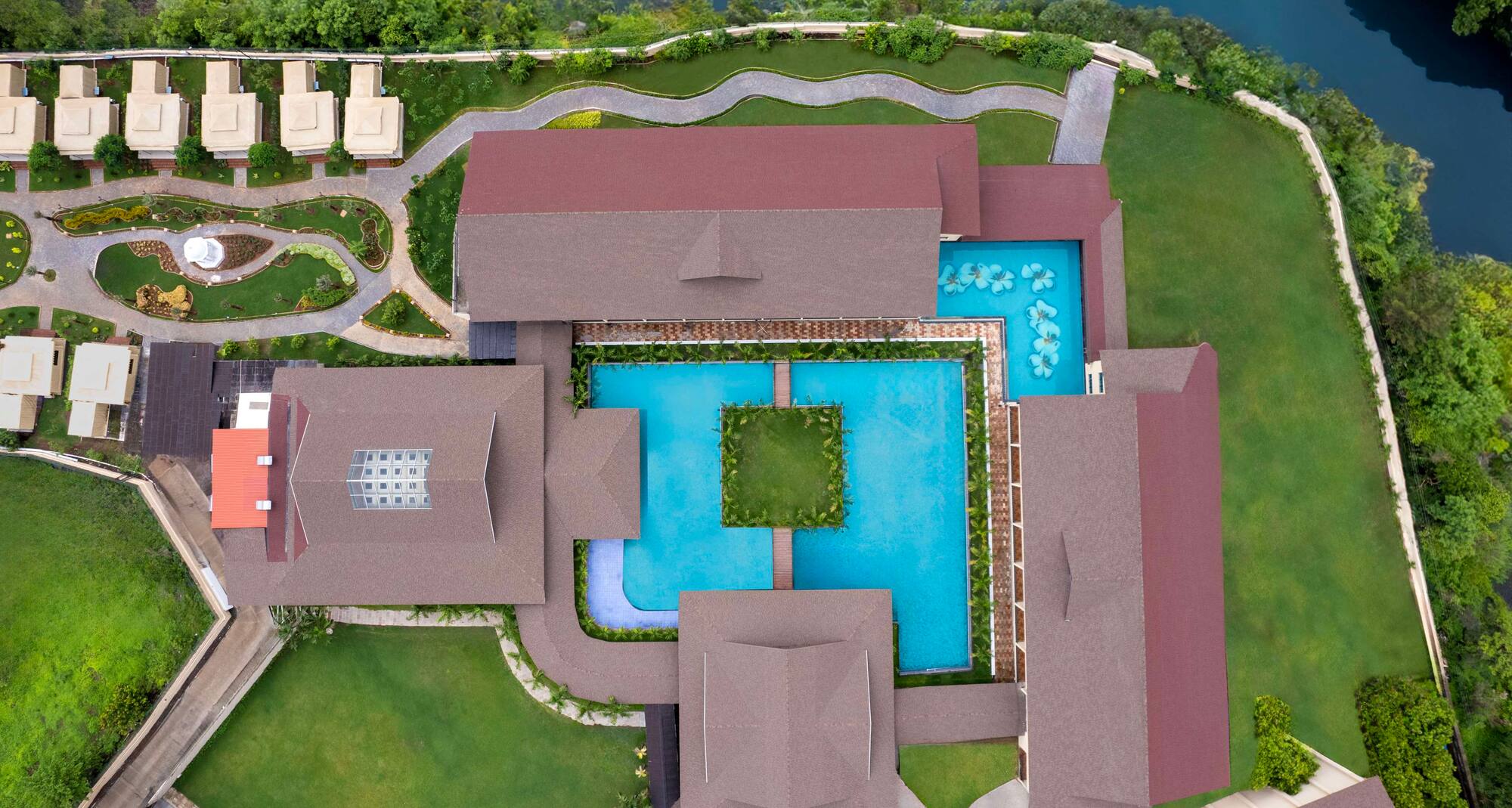 Reviews | Radisson Blu Plaza Resort & Convention Centre, Karjat