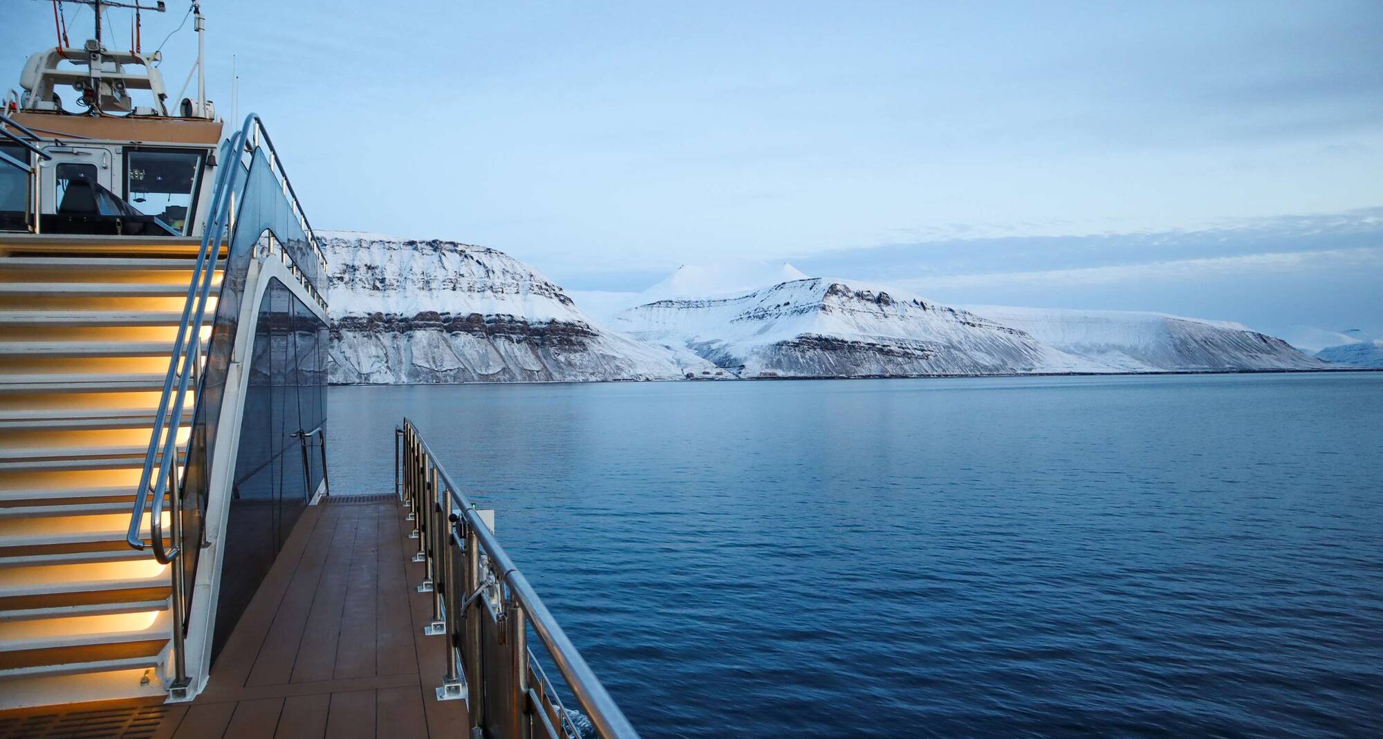 Nearby attractions in Spitsbergen, Longyearbyen | Radisson Hotels