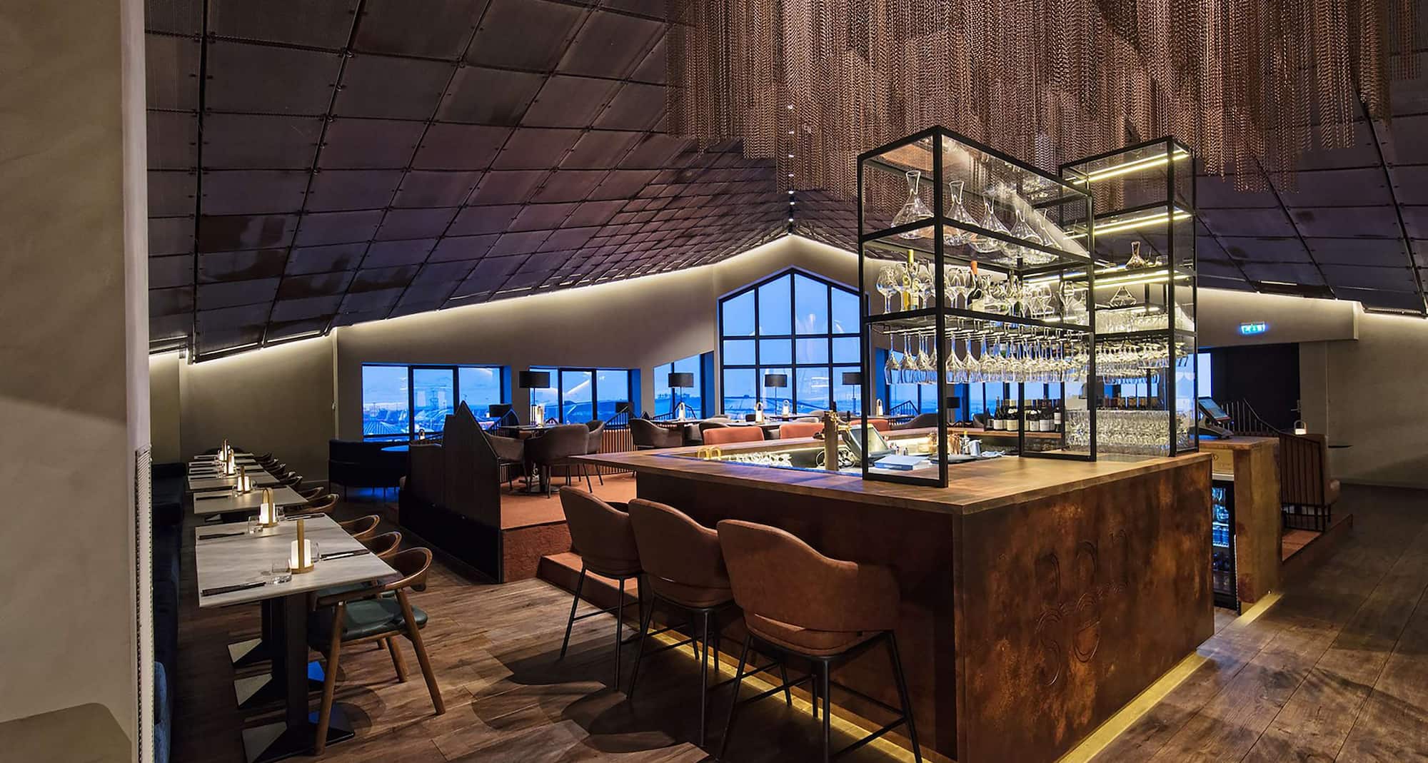 Hotel in Longyearbyen | Radisson Blu Polar Hotel Spitsbergen