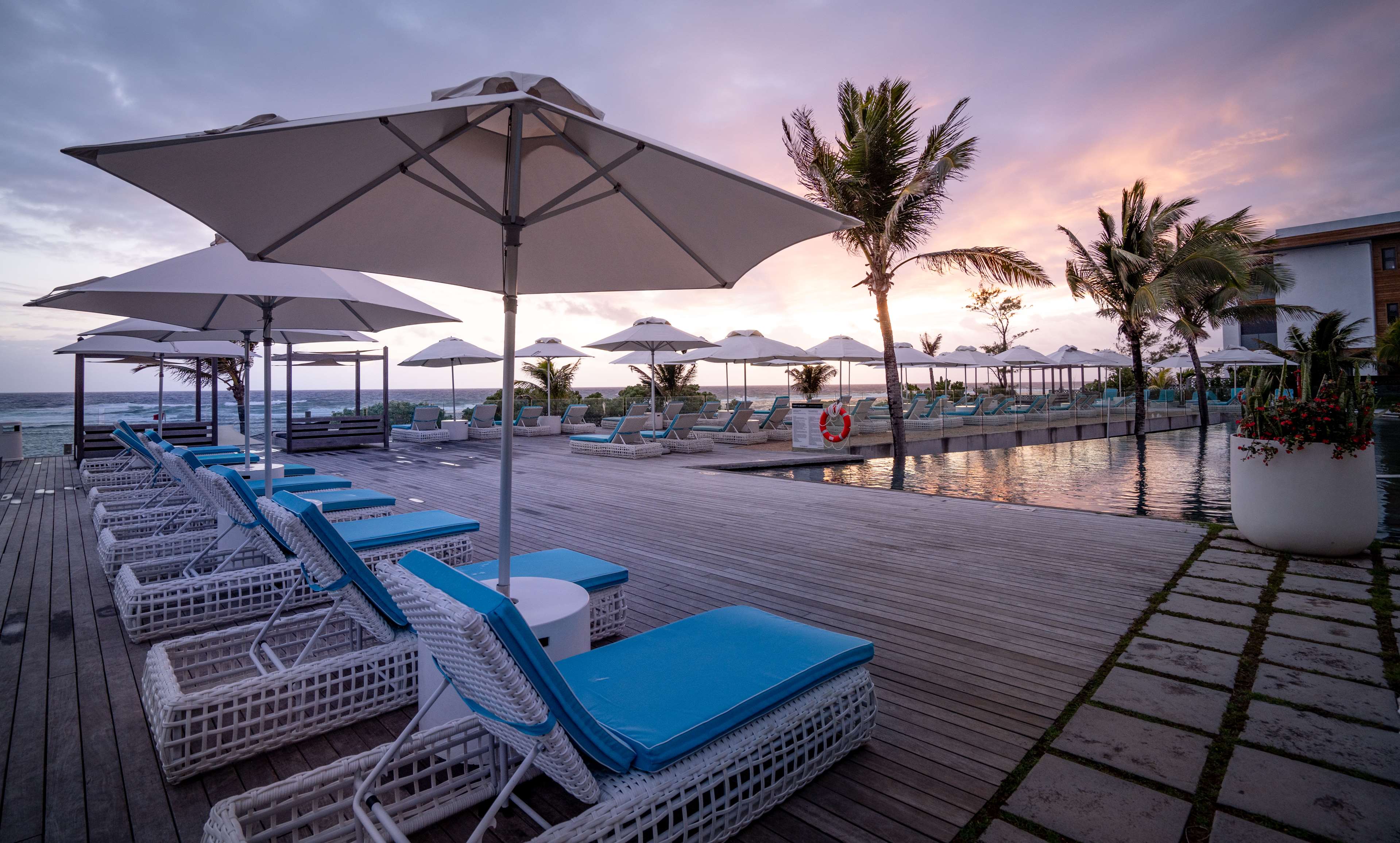 Relax at our spa in Poste Lafayette | Radisson Hotels