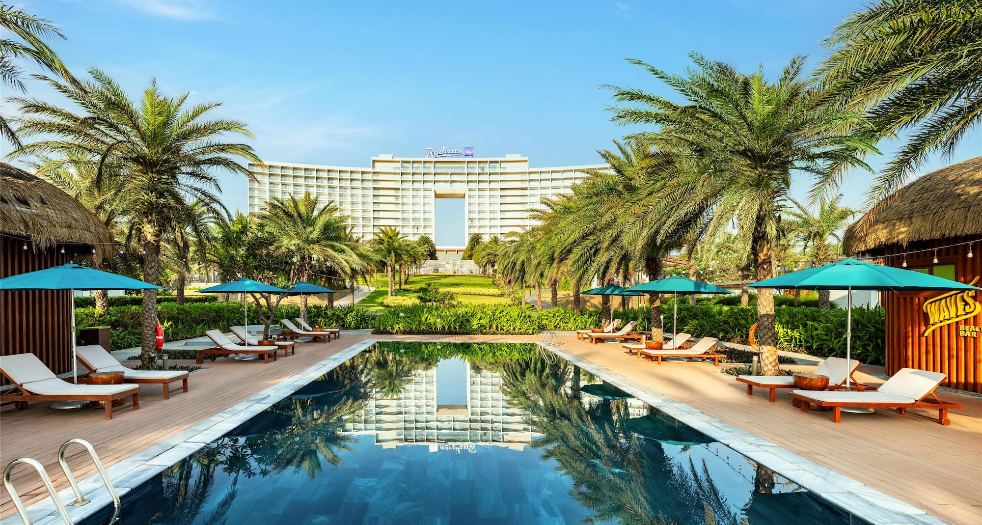 Waves Beach Bar | Radisson Blu Resort, Cam Ranh