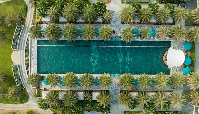 Book Hotel Rooms and Suites in Cam Ranh | Radisson Blu