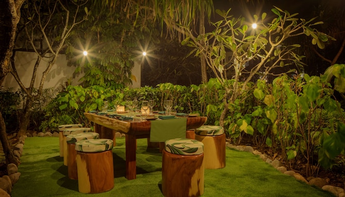 Dine at Denarau Island Restaurants | Radisson Blu