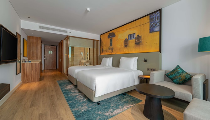 Discover our charming rooms and suites in Hoi An | Radisson Hotels