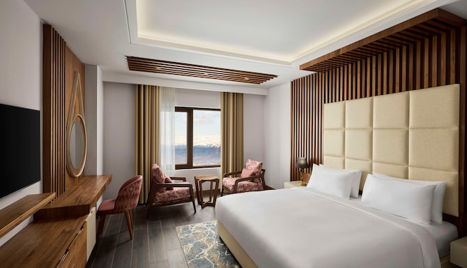 Rooms with mountain views | Radisson Blu Resort & Spa, Korek Mountain
