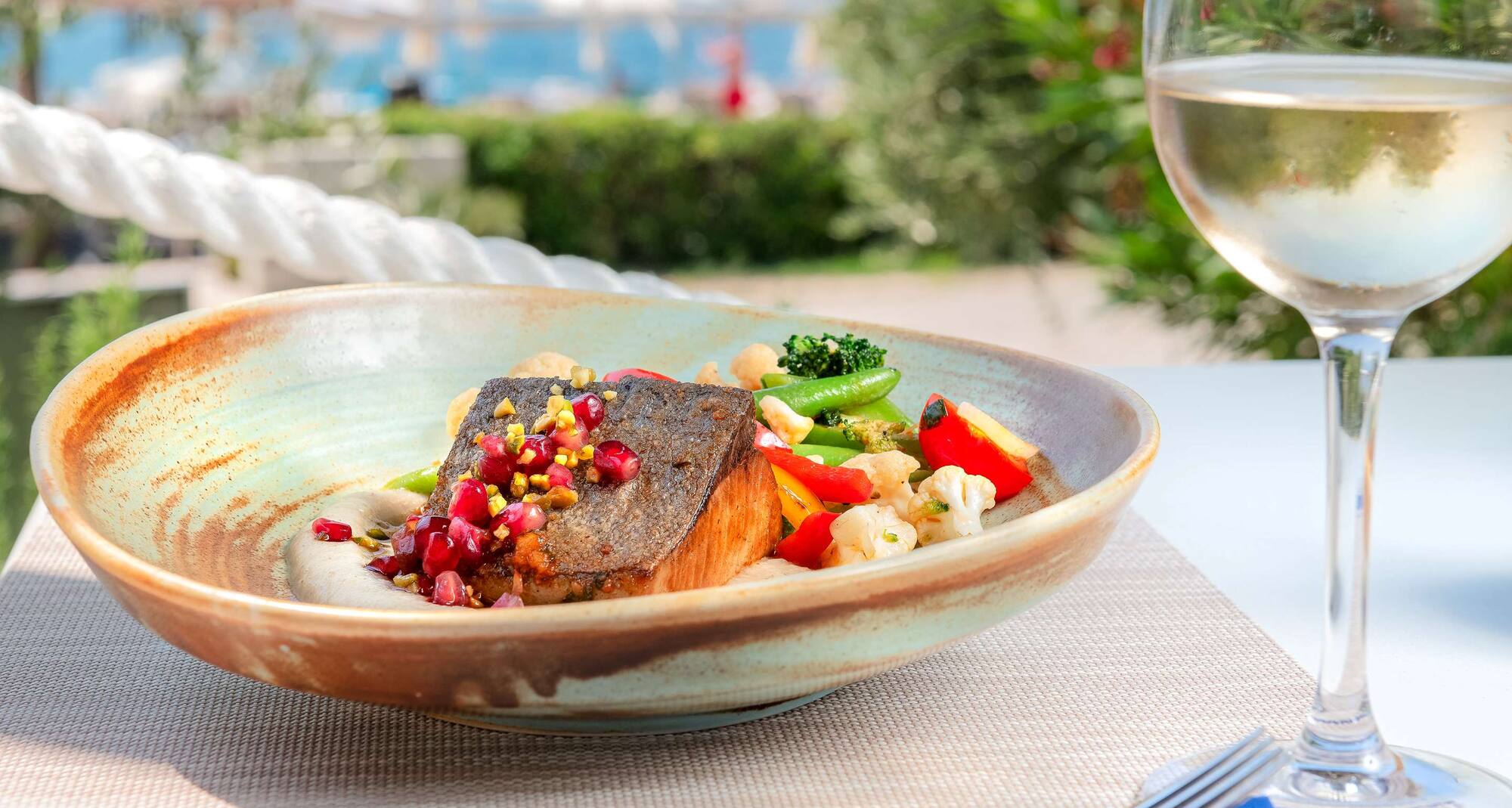 Have a Drink at Our Beach Bar in Split - Book Now| Radisson Blu