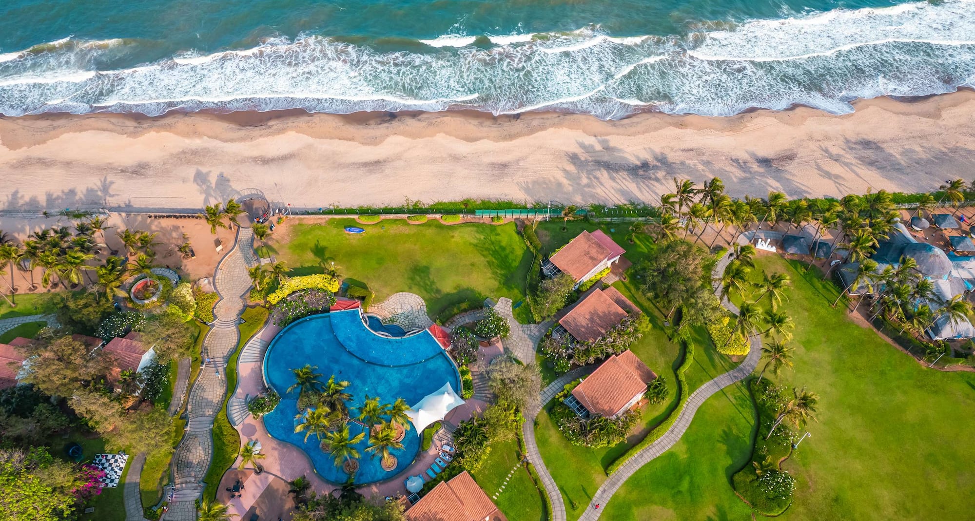 Spectacular weddings on the Bay of Bengal | Radisson Hotels