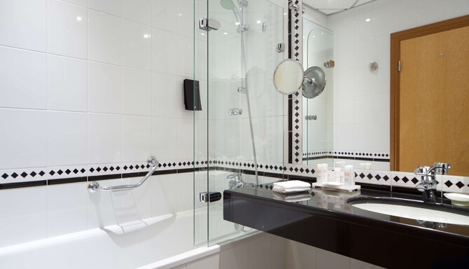 Hotel in Riga Old Town | Radisson Blu Ridzene Hotel, Riga