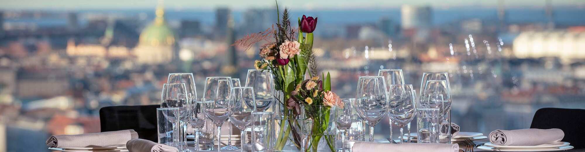 Rooftop Restaurant in Copenhagen - Book a Table Today | Radisson Blu