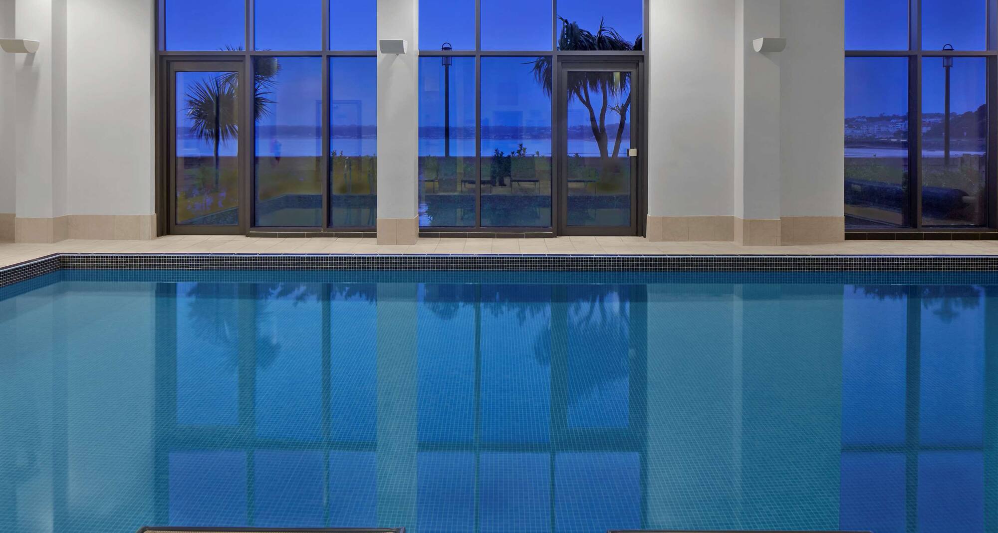 Enjoy a relaxing experience in Jersey | Radisson Hotels