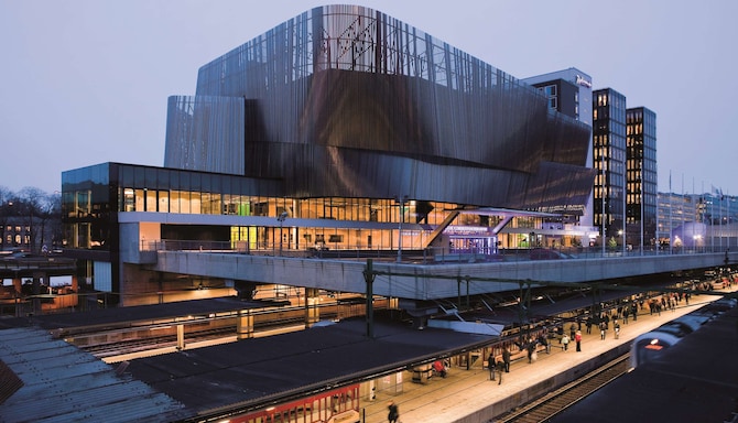 Radisson Hotels Official Site | Book Rooms Worldwide