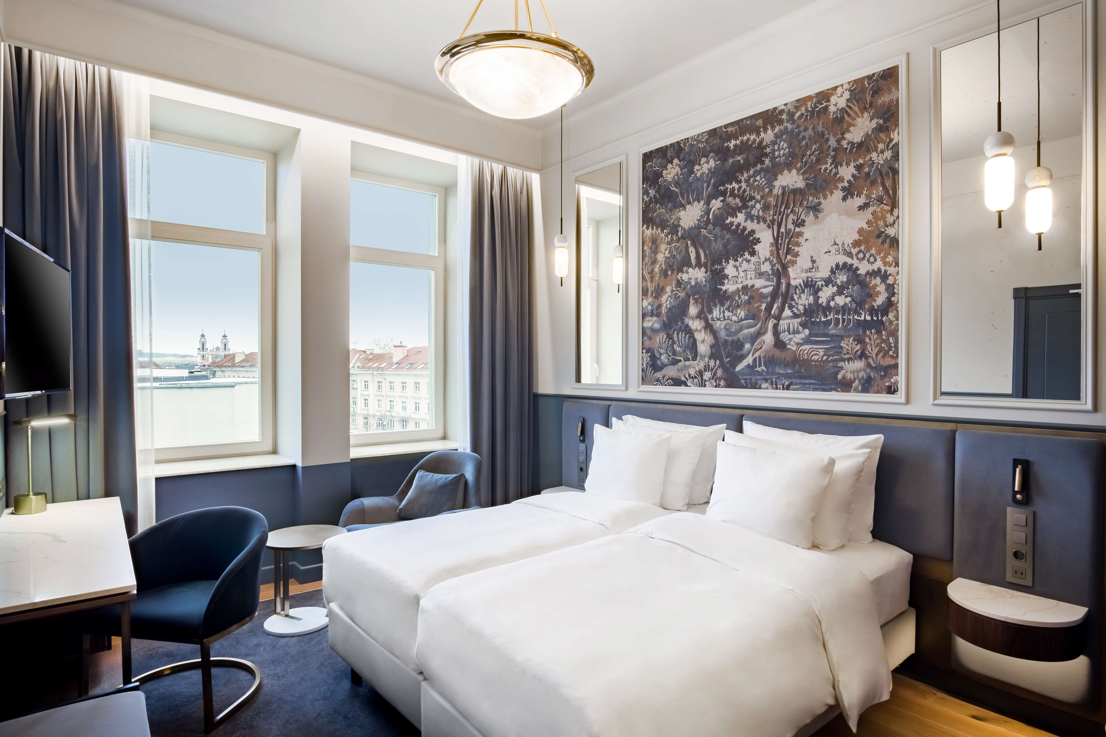 Rooms and suites with Old Town Views | Radisson Hotels