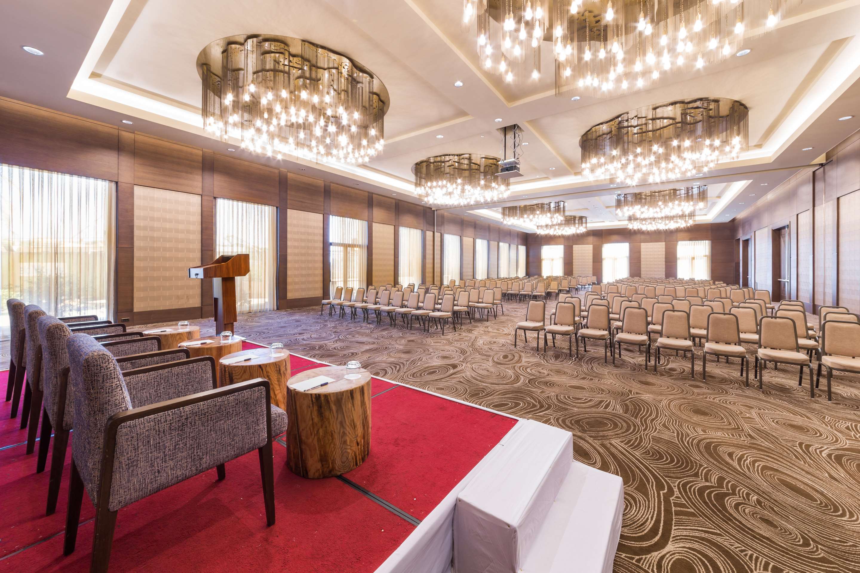 Plan a meeting or event in our Bamako hotel meeting rooms | Radisson ...