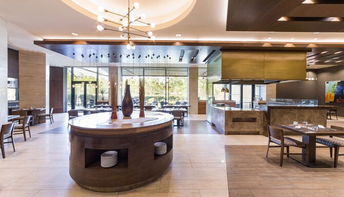 Réservez un dîner à Bamako, au Mali | Radisson Collection