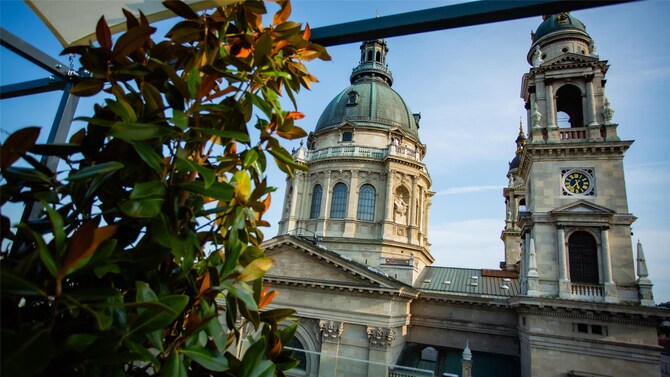 ISSEI Skybar & Restaurant | Radisson Collection Hotel, Basilica Budapest