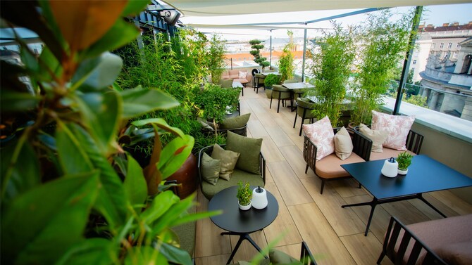 ISSEI Skybar & Restaurant | Radisson Collection Hotel, Basilica Budapest