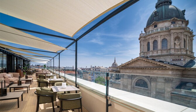 ISSEI Skybar & Restaurant | Radisson Collection Hotel, Basilica Budapest