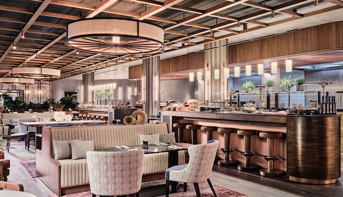 Explore the elegant Radisson Collection Hotel, Berlin | Radisson Hotels