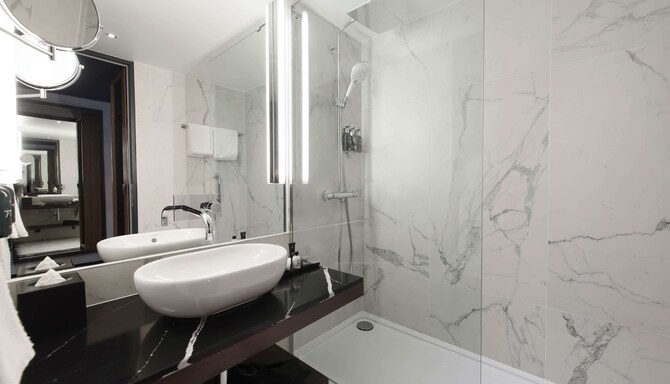 Explore the elegant Radisson Collection Hotel, Berlin | Radisson Hotels