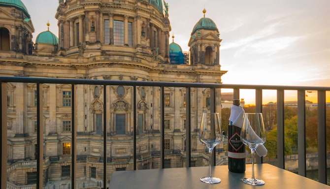 Explore the elegant Radisson Collection Hotel, Berlin | Radisson Hotels