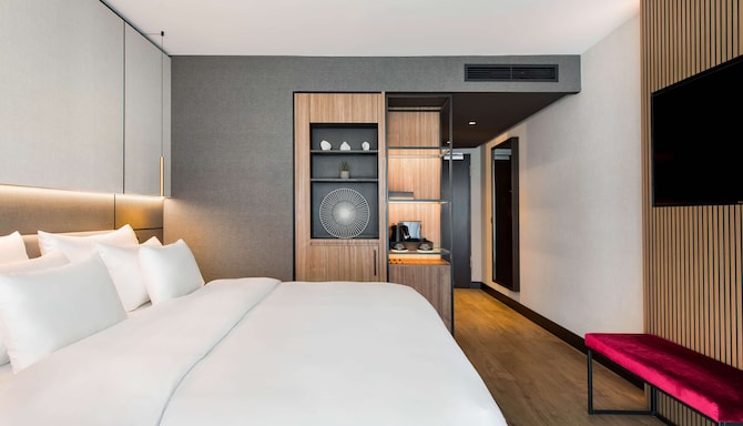 Explore the elegant Radisson Collection Hotel, Berlin | Radisson Hotels