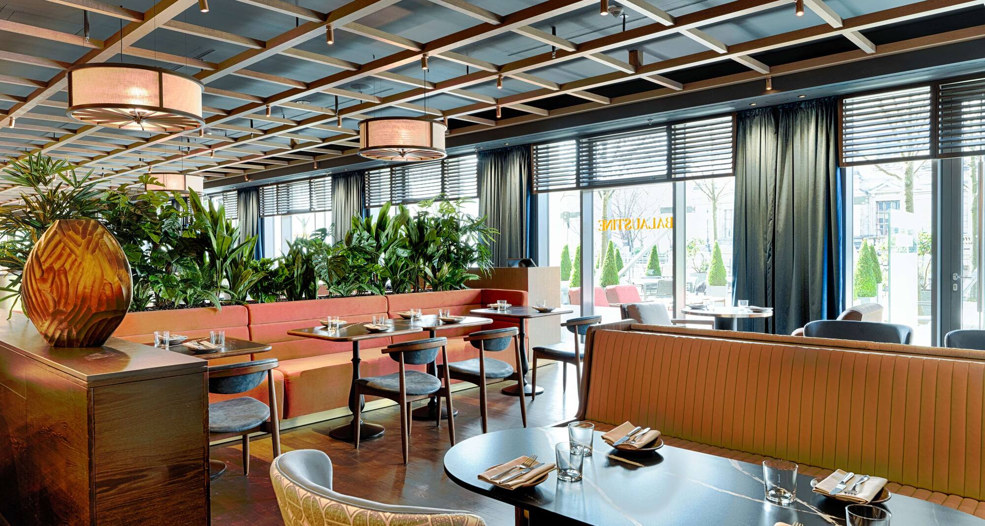 Explore the elegant Radisson Collection Hotel, Berlin | Radisson Hotels