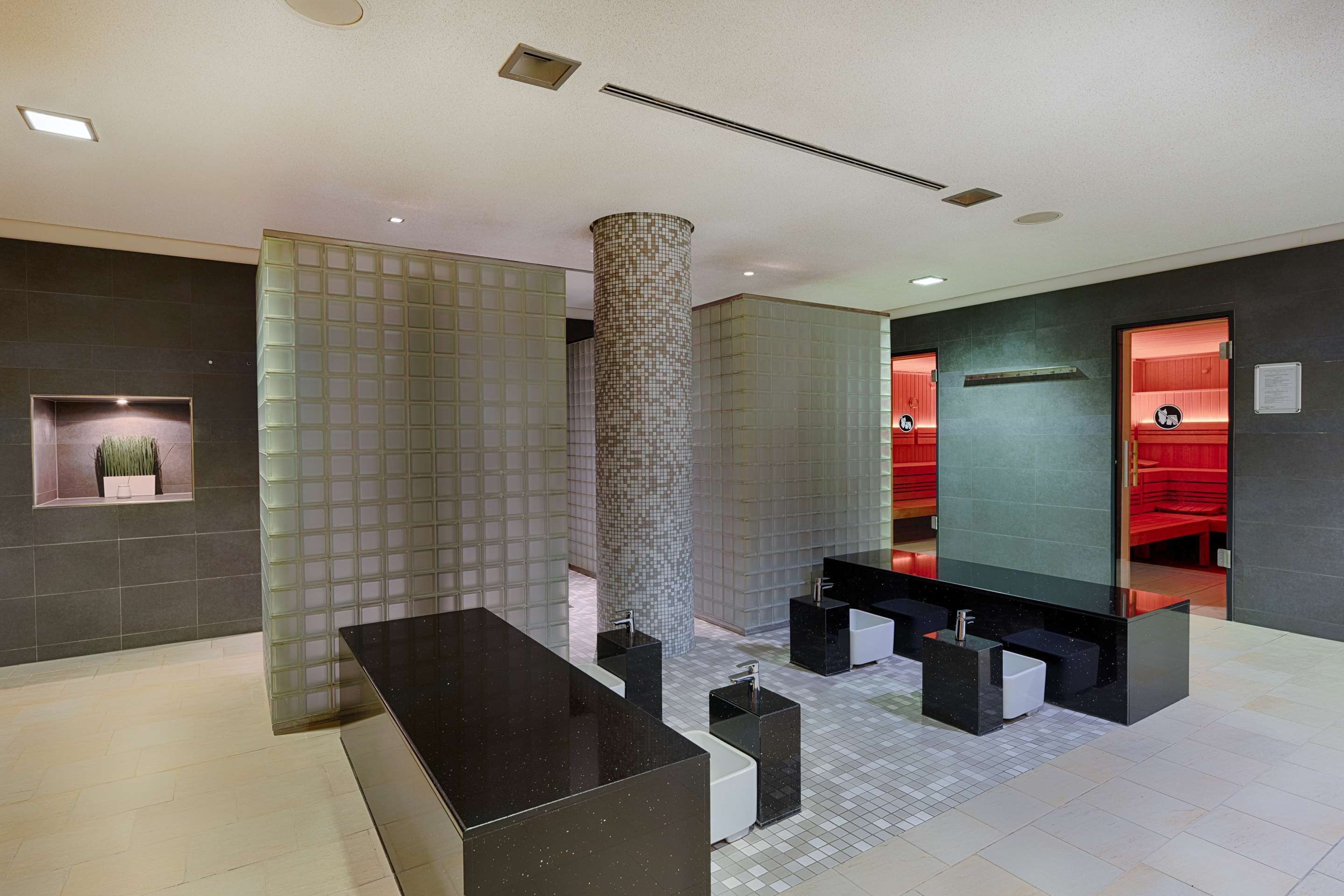 Our Services | The Radisson Collection Hotel, Berlin