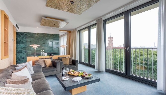 Explore the elegant Radisson Collection Hotel, Berlin | Radisson Hotels