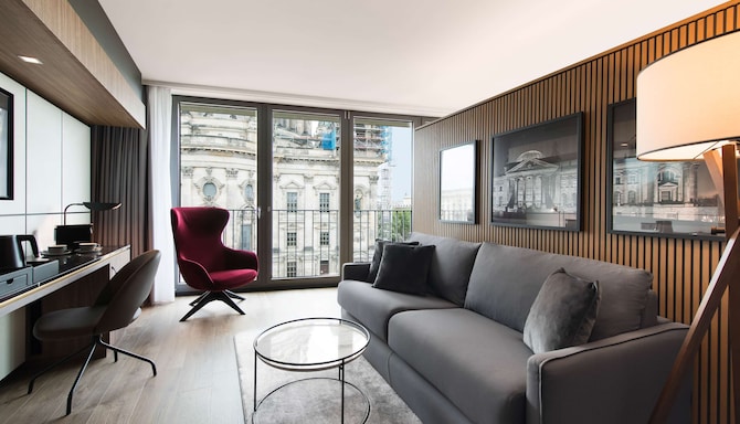 Explore the elegant Radisson Collection Hotel, Berlin | Radisson Hotels