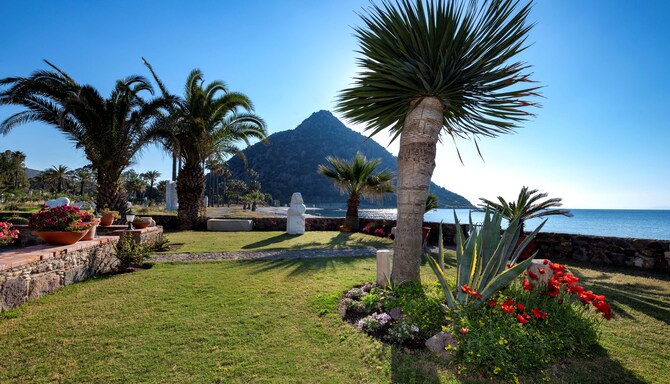 Stay in luxury near Aspat Beach | Radisson Collection Hotel, Bodrum