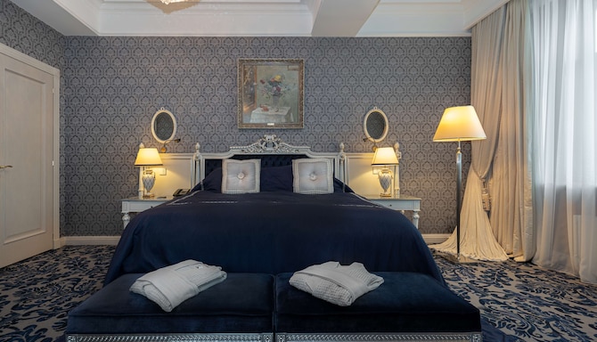 Moscow Luxury Hotels - Book Now | Radisson Collection