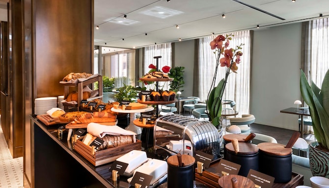 Indulge in all day dining in Rome | Radisson Collection Hotel, Roma Antica