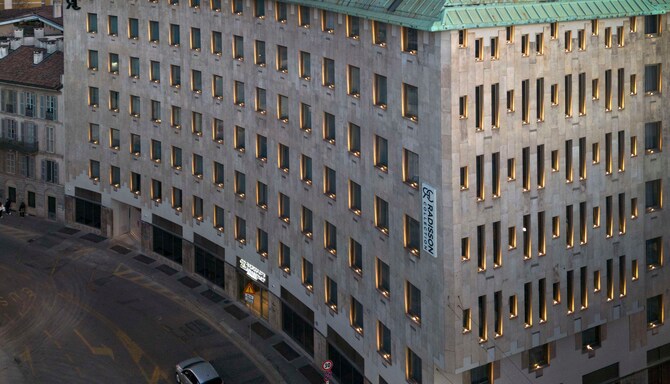 Contact | Radisson Collection Hotel, Santa Sofia Milan