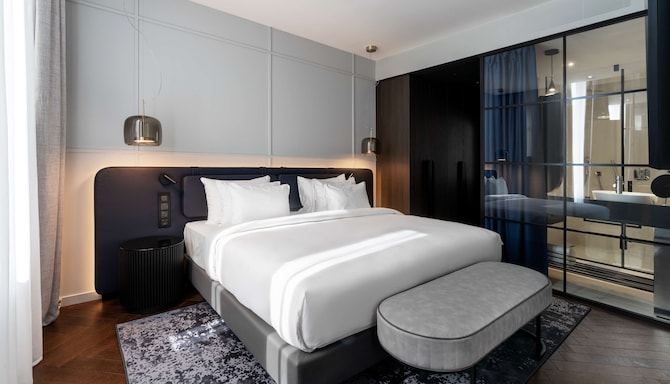 Iconic service and style | Radisson Collection Hotel, Santa Sofia Milan